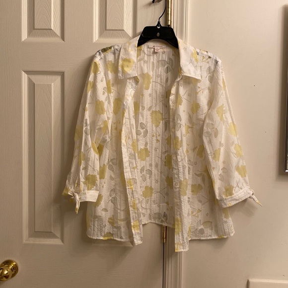 JM Collection | Tops | Jm Beautiful Blouse Tie Sleeves | Poshmark